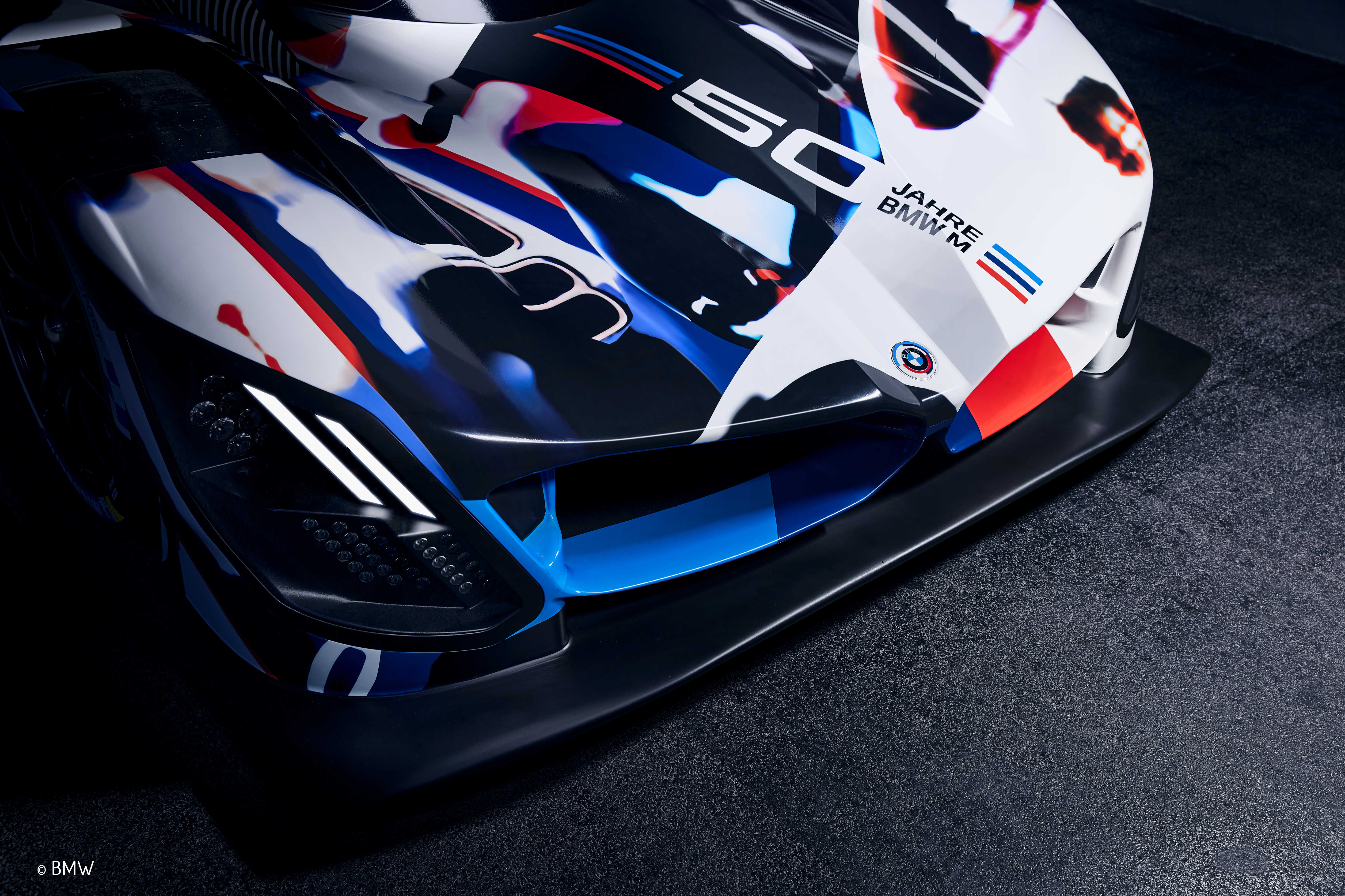 BMW unveils its LMDh : the M Hybrid V8 | Endurance Info