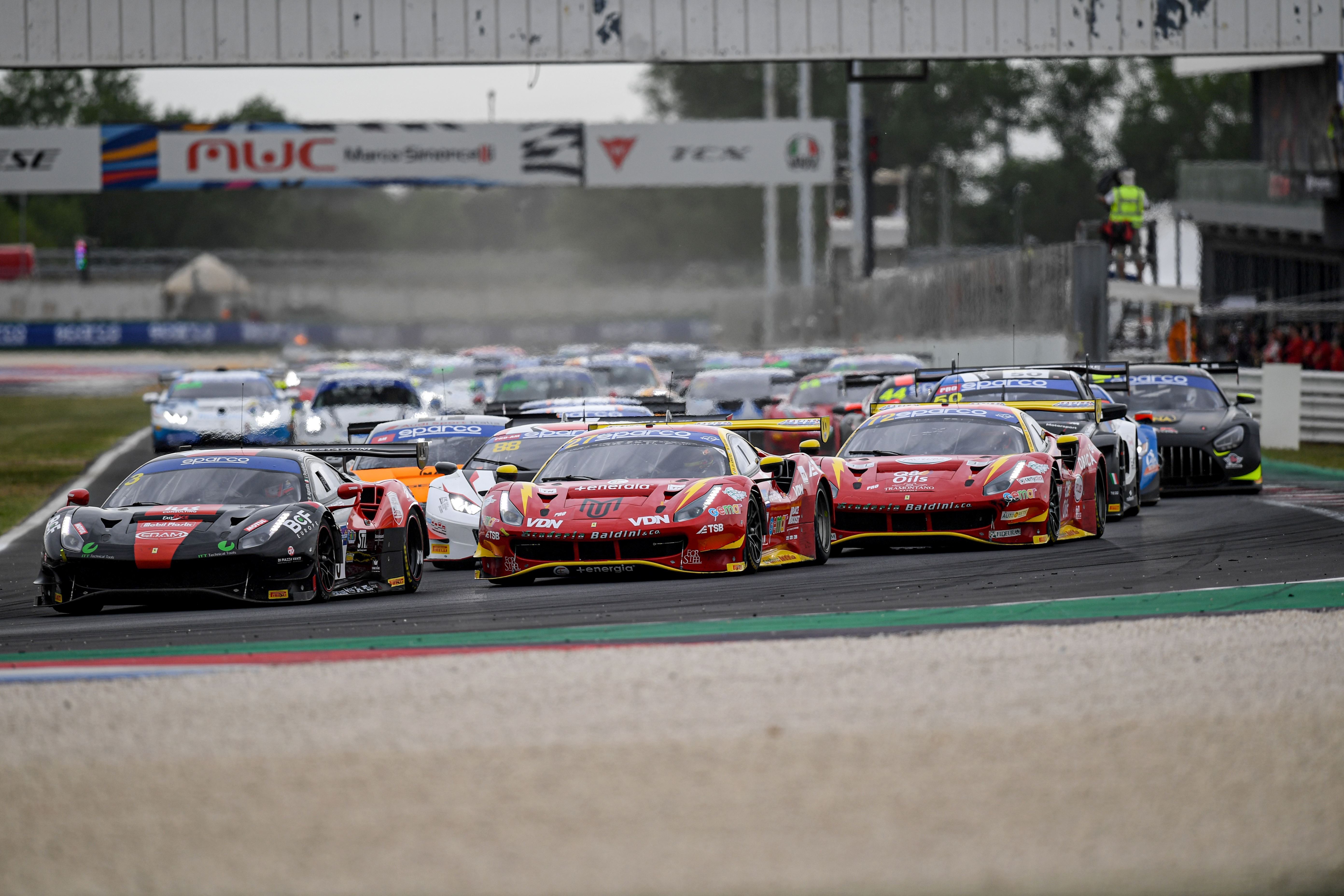 Misano, 43 cars ready for the season’s debut in the Italian GT Sprint ...