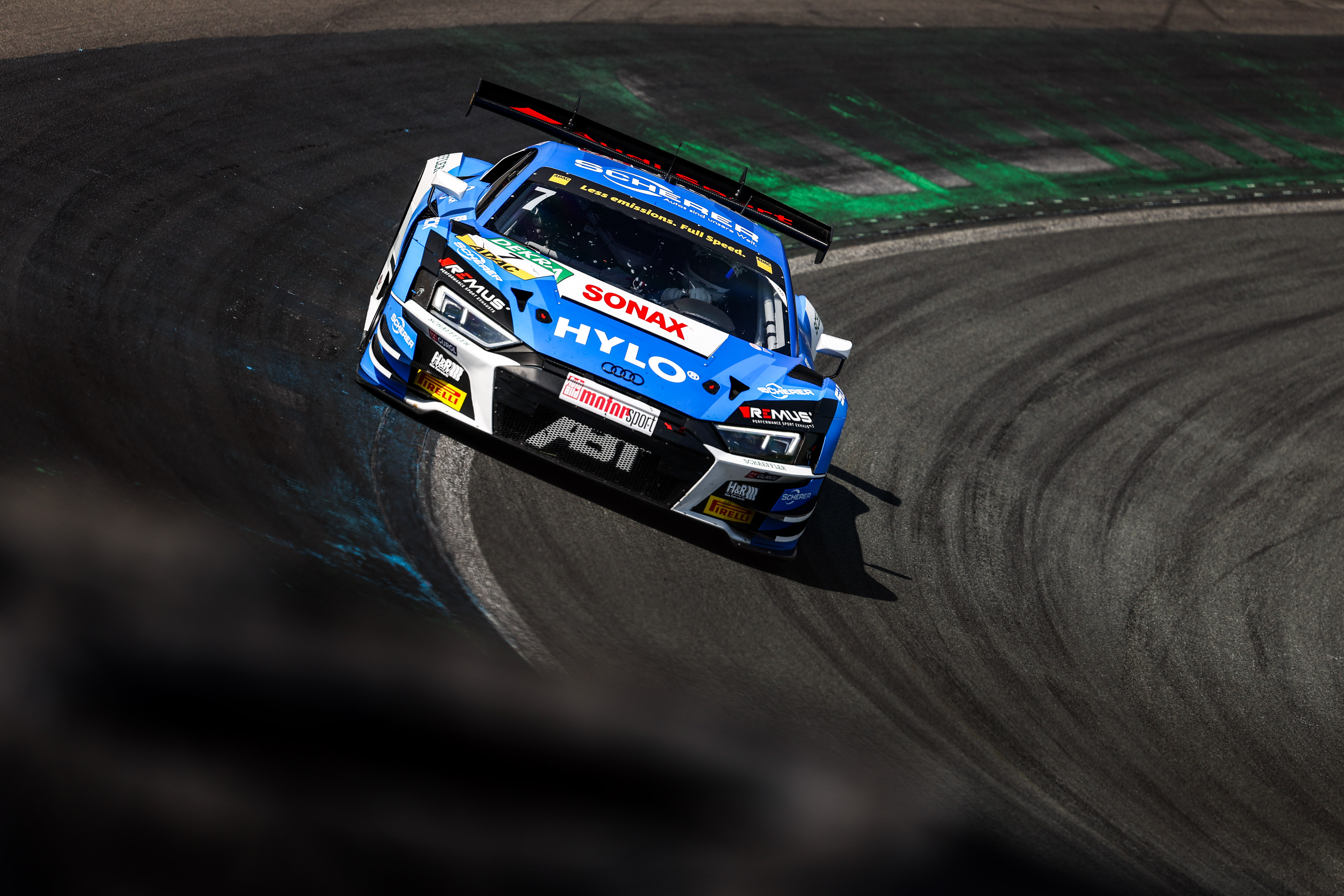 First win of the season : Feller keeps his cool in the heat | Endurance ...