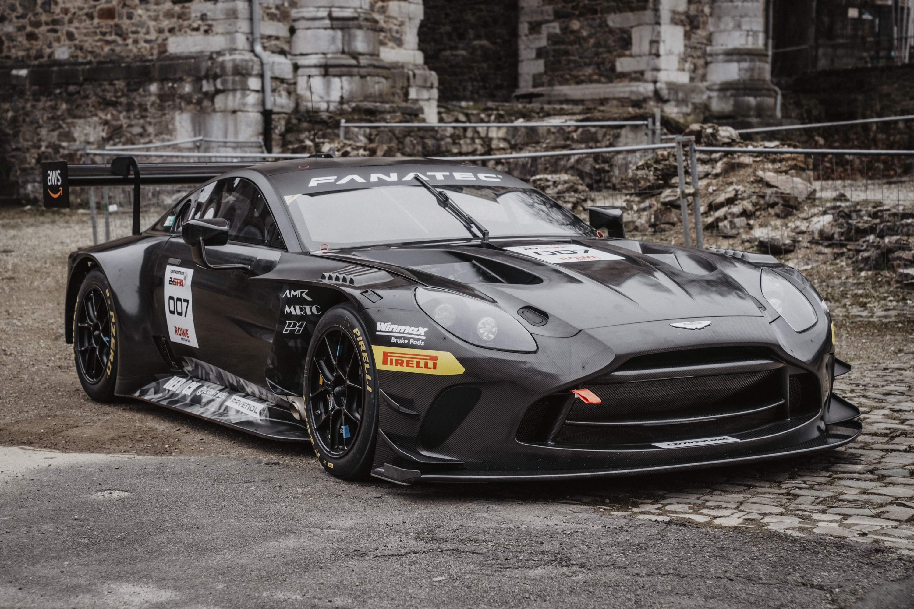 Three official Aston Martin Racing drivers with Comtoyou Racing in ...