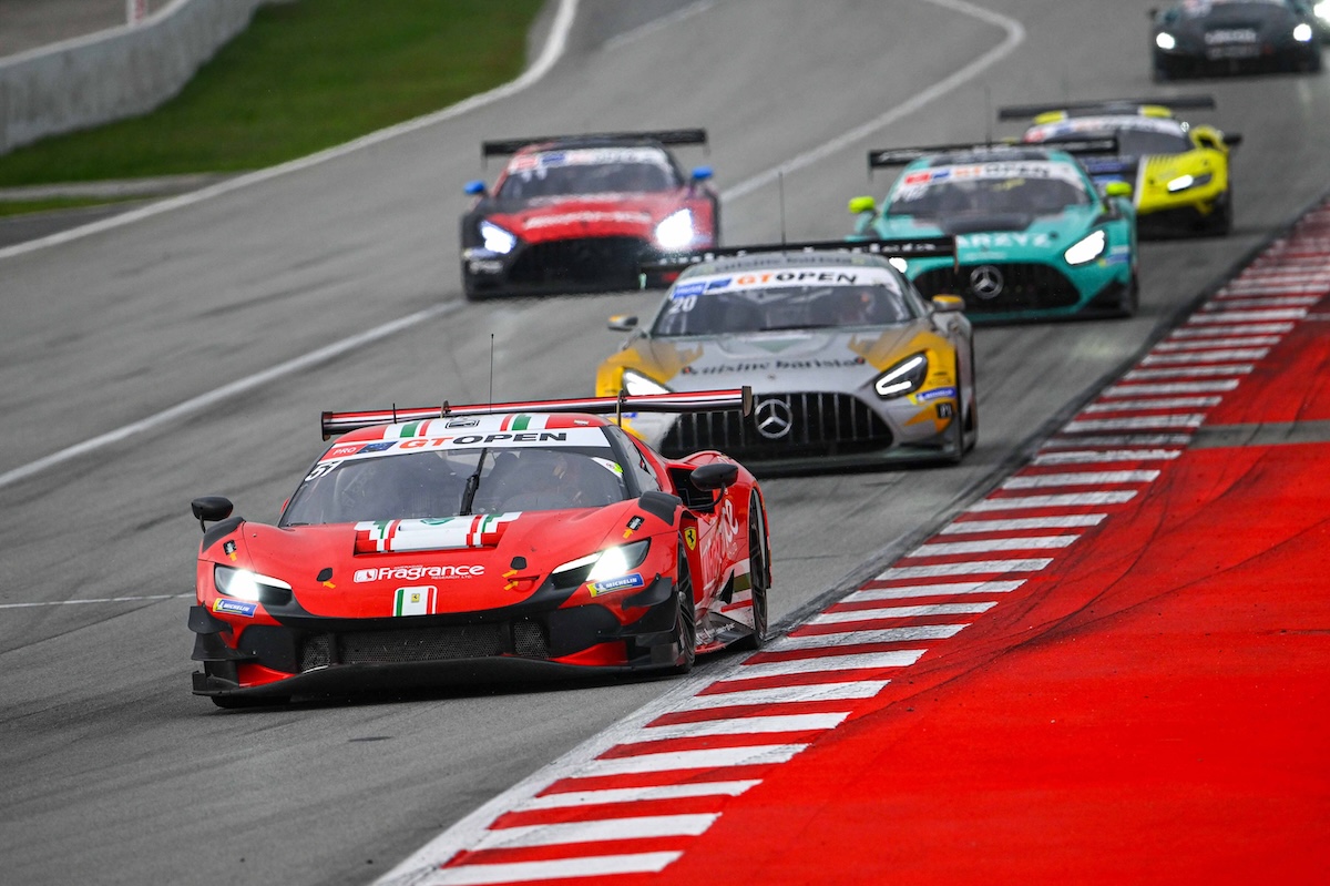 Mosca-Bennett (AF Corse) win Race 2 in Barcelona and bring further ...
